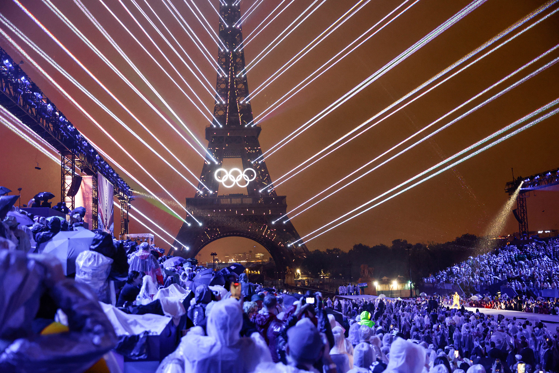 Cent photos inoubliables de Paris métamorphosé pour les Jeux olympiques ...